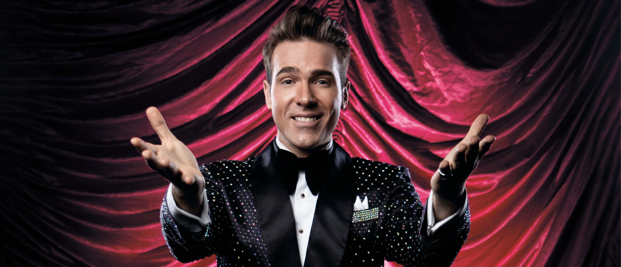 Jonathan Roxmouth returns in a blaze of broadway glory - Get it Joburg ...